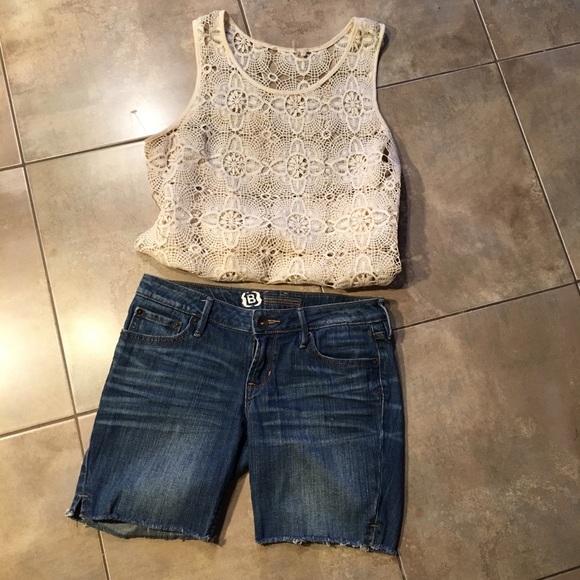 Bullhead | Shorts | Bull Head Jeans Shorts Wsmall Frays And Slit | Poshmark